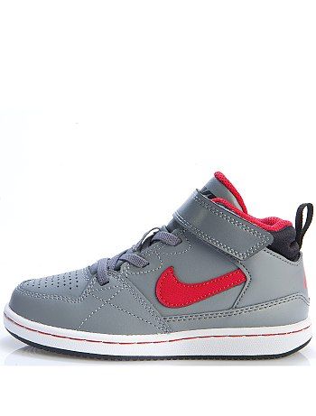 Baskets montantes à scratch 'Nike' - Kiabi - Pickture